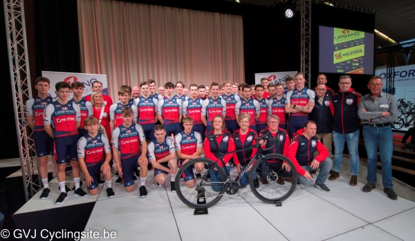 Ploegvoorstelling 2023 : Urbano-Vulsteke Cycling Team (foto's ...
