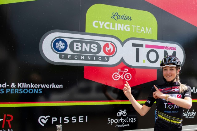 Femke Gort tekent bij BNS Technics - Groep T.O.M. Cycling Team voor 2 ...
