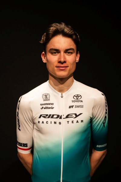 Aaron Van der Beken vervoegt Ridley Racing Team en neemt deel aan ...