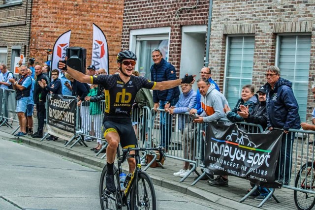 Na 4 jaar is het bingo voor Michiel Coppens | cyclingsite.be