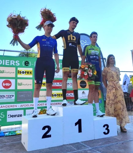 Michiel Coppens wint eerste rit in de Ronde van Oost-Vlaanderen ...