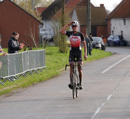 Lars D´Hollander wint opnieuw in Bury | cyclingsite.be