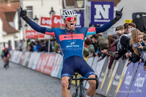 Jed Smithson wint Danilith Nokere Koerse (foto's) | cyclingsite.be
