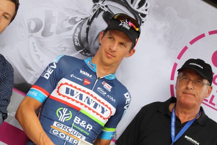 Dimitri Claeys sprint naar de zege in de Ronde van Wallonië ...