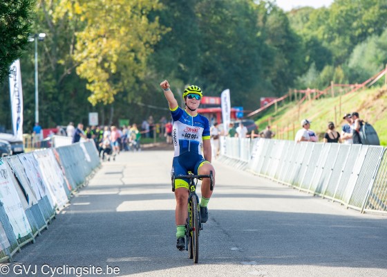 Fotoalbum cross Nossegem 8-10-23 : Dames | cyclingsite.be