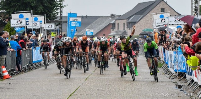 Robin Mertens wint laatste rit van Ronde van Vlaams-Brabant (foto's ...