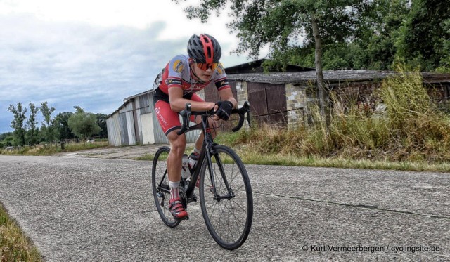 Tijl Swennen snelste van 4 in Lommel | cyclingsite.be