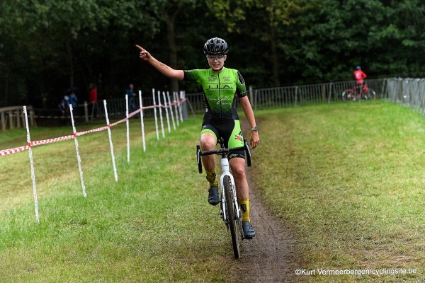 Fotoalbum Eversel 15-10-2023 : Dames | cyclingsite.be