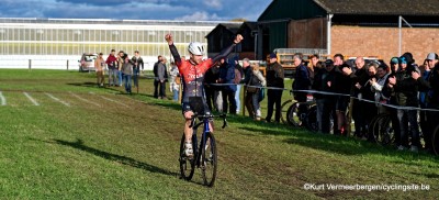 Arthur Soontjens houdt hoofd koel na pech en wint Tomatencross (foto's ...