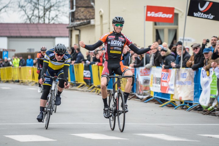 Davide Bomboi maakt ploegenwerk af in Brustem (foto's) | cyclingsite.be