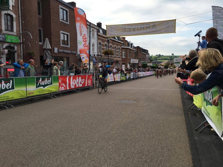Julius Johansen wint eerste rit in La Gleize | cyclingsite.be