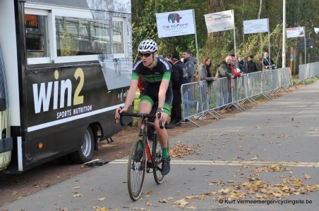 Arne Daelmans, Dirk Mertens en Glenn van Ginneken zegevieren in ...