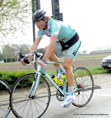 Tom Mertens sprint voorbij Tom Willems in Mol | cyclingsite.be