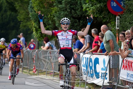 Tom Timmermans zegeviert in Opwijk (foto's) | cyclingsite.be